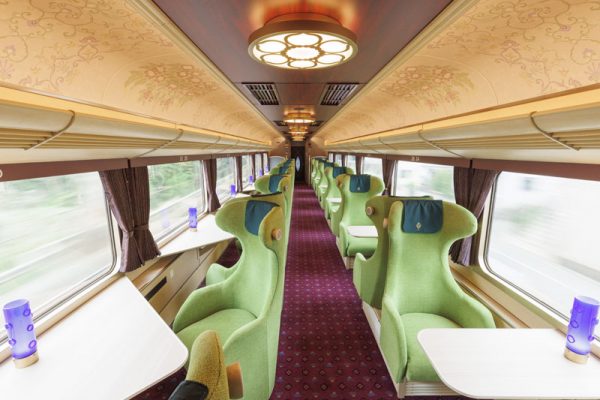 Découvrez Kyoto, Osaka et Nara en automne avec le train Aoniyoshi — Wa ...